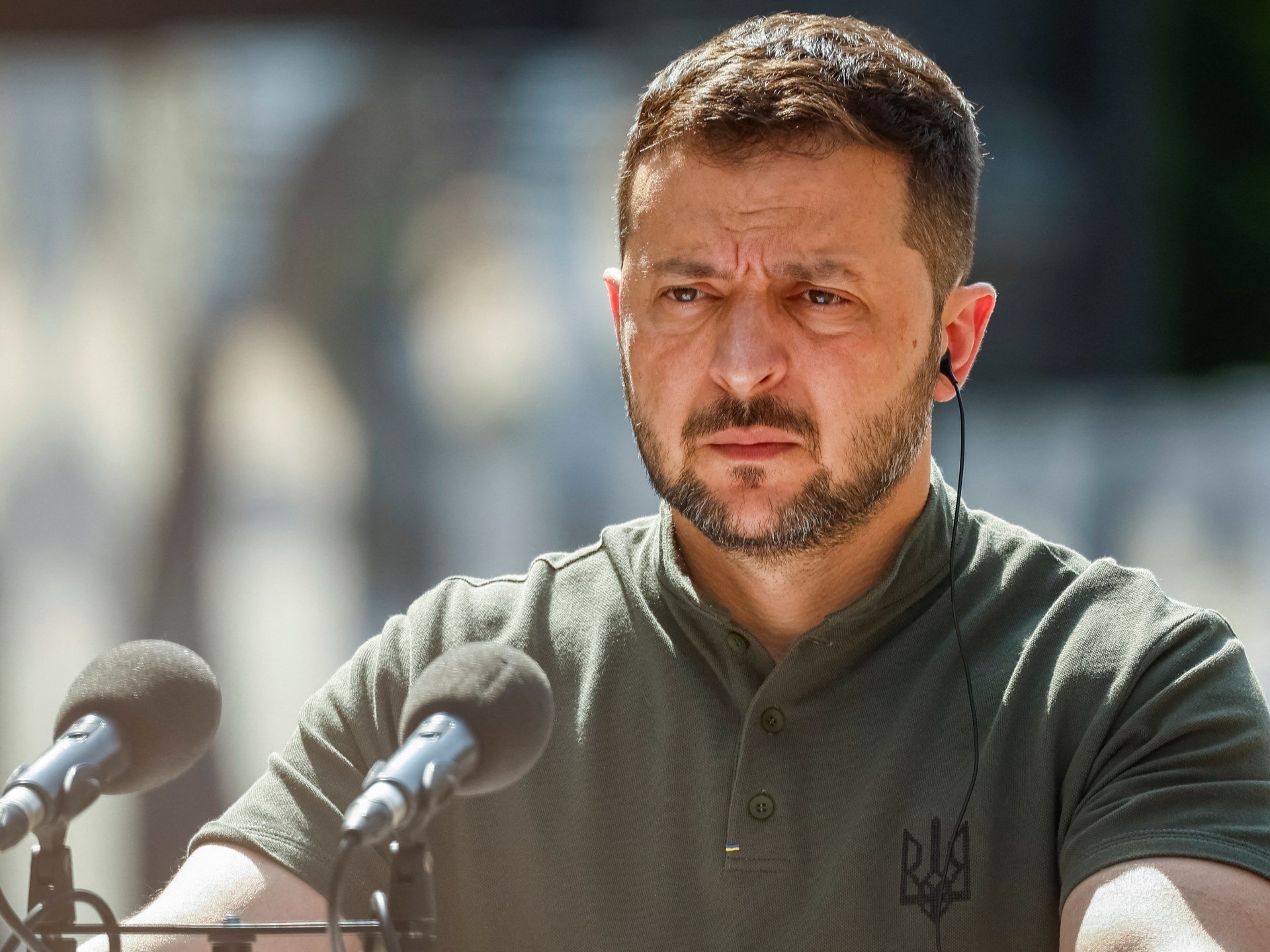 Zelenskyy face aux critiques après son remaniement gouvernemental - One Media
