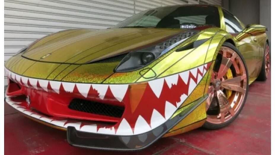Ferrari : Les voitures les plus bling-bling du monde - One Media