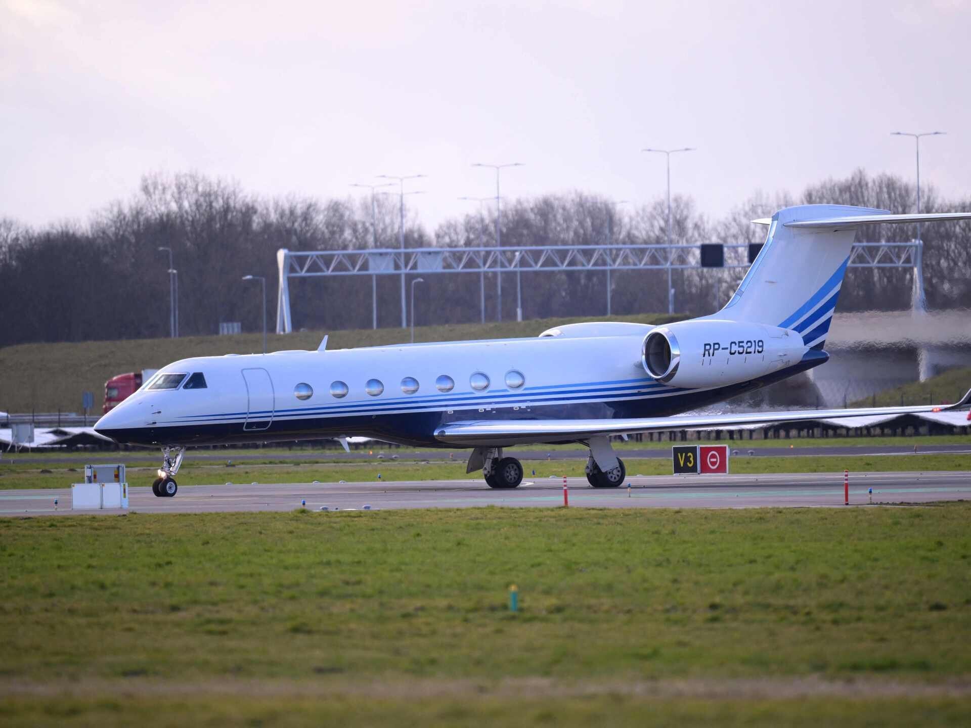 Rodrigo Duterte, l'ancien président philippin, arrive à Rotterdam - One ...